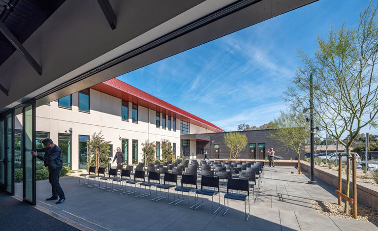 INTERSTICE Architects » Stanford Public Safety Building